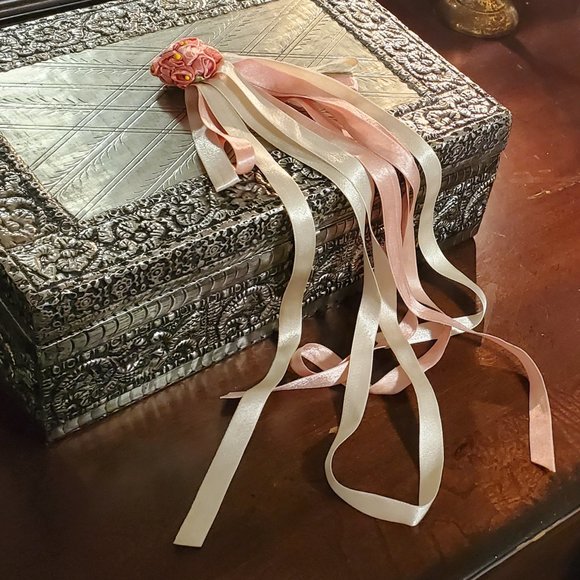 LoveShackFancy | Accessories | Loveshackfancy Agrage Ribbon Pin | Poshmark